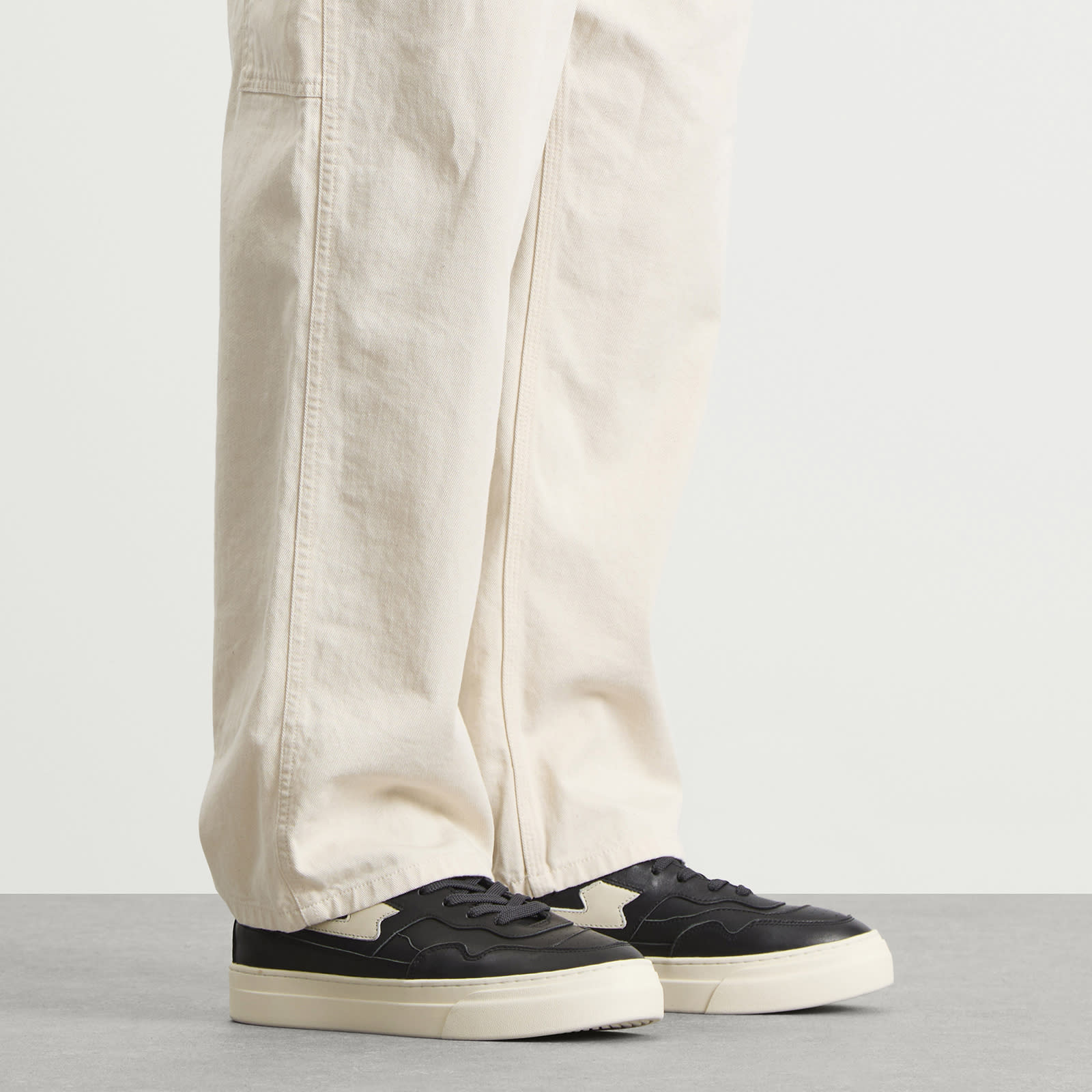 S.W.C STEPNEY WORKERS CLUB OMNI Pearl S-Strike Leather Sneakers